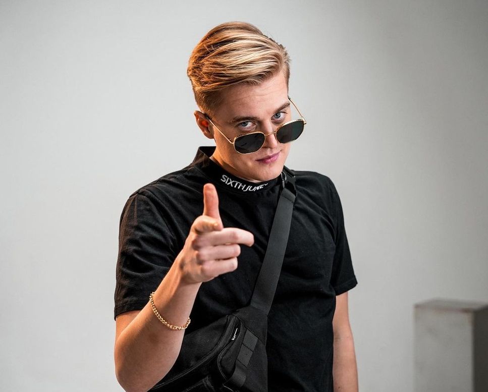 Bankzitters - Je Blik Richting Mij Sheet Music by PianoFreaks